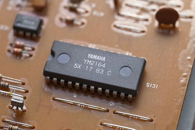 Yamaha YM2151: El Pionero FM Integrado | Radio FM Total